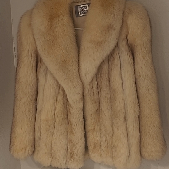 Saga Furs | Jackets & Coats | Saga Silver Fox Fur Coat Sz Sm | Poshmark